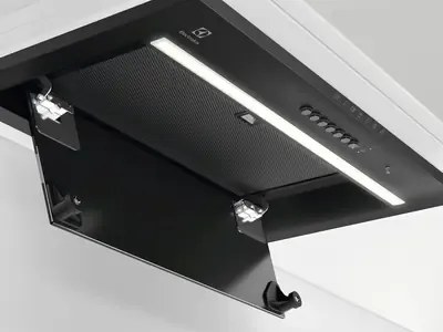 Electrolux LFG825K černá / Digestoř / nástěnná / 430 m3/h / 58 dB / tř