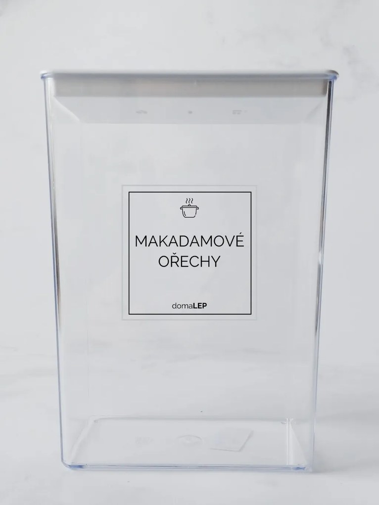 MAKADAMOVÉ OŘECHY – průhledná samolepka na dózu, základní písmo, 5 x 5 cm | DomaLEP