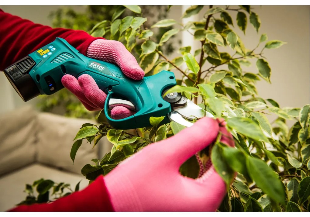 nůžky zahradní aku, 16V Li-ion, 2x2000mAh
