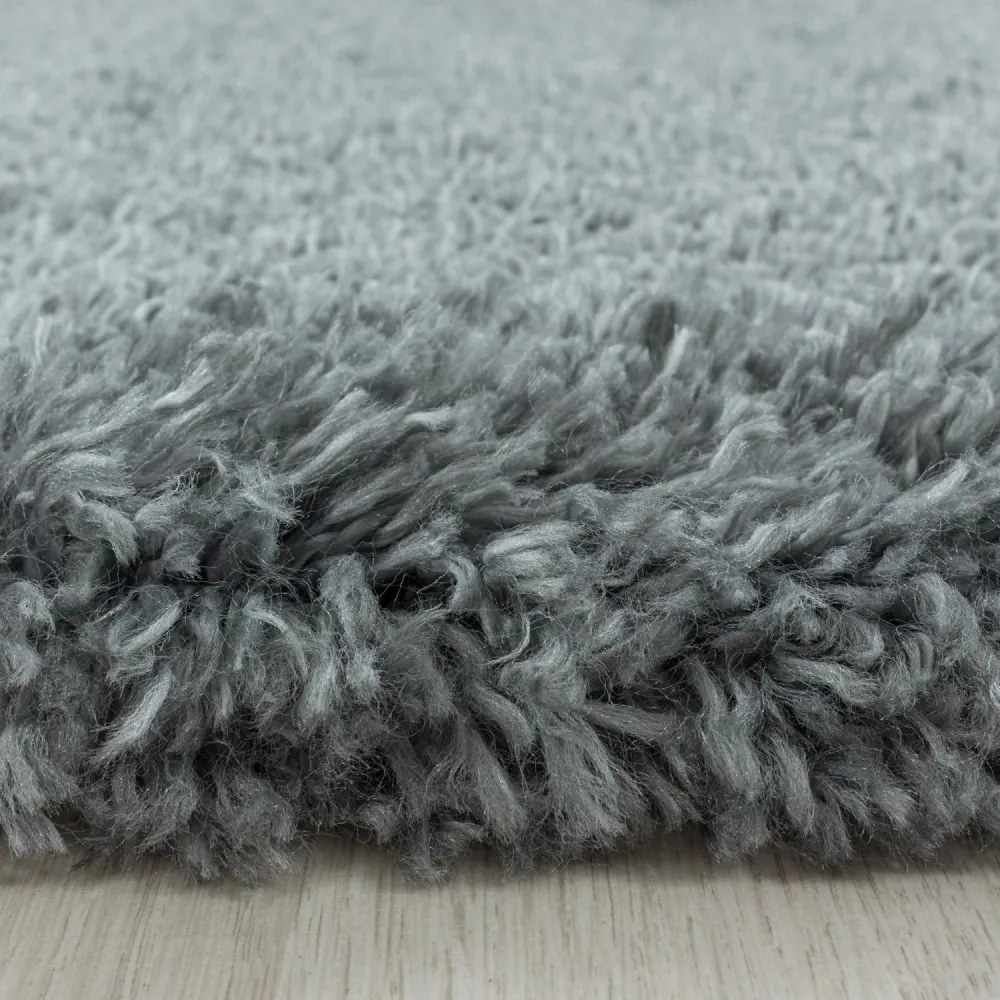 Kusový koberec Fluffy Shaggy 3500 light grey 80x250 cm