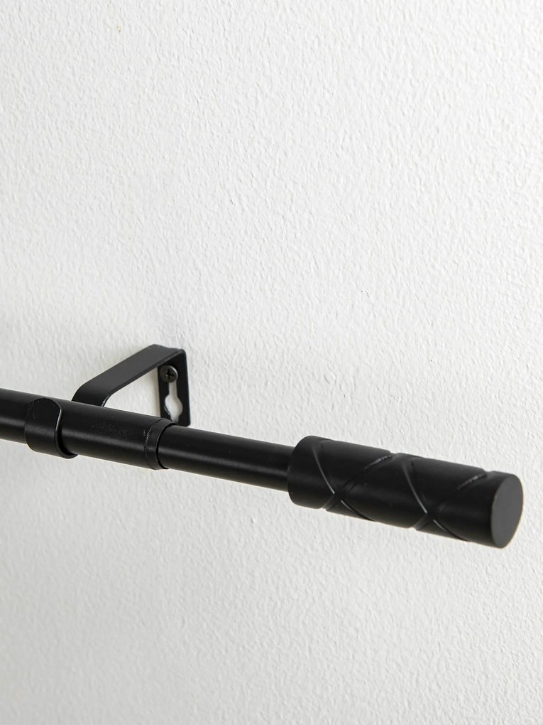 MK Lůžkoviny Garnýž jednořadá Roberto - matná černá 160 - 300 cm