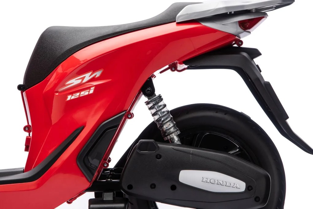 Ramiz Skútr Honda SH125i červený