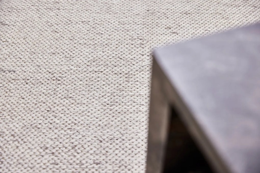 Diamond Carpets India, Ručně vázaný kusový koberec Salt DE 4061, 140x200, bílá, ložnice