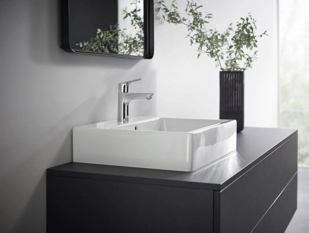 Hansgrohe Focus E2, páková umyvadlová baterie 100 CoolStart, s výpustí, chromová, 31621000