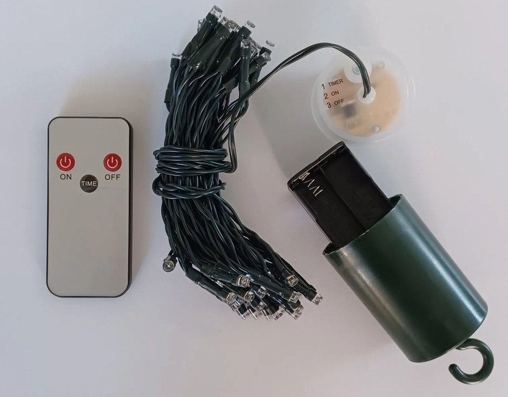 LED světýlka na baterie, venkovní, 5,2 m, teple bílá, 50 diod, tmavě zelený kabel, IP44, ovladač, 4 × AA