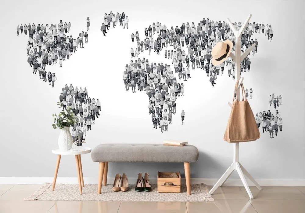 Samolepící tapeta černobílá mapa světa sestávající z lidí - 225x150 cm