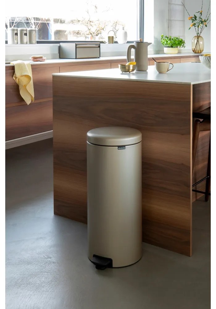 Brabantia Pedálový koš NewIcon 30L champagne
