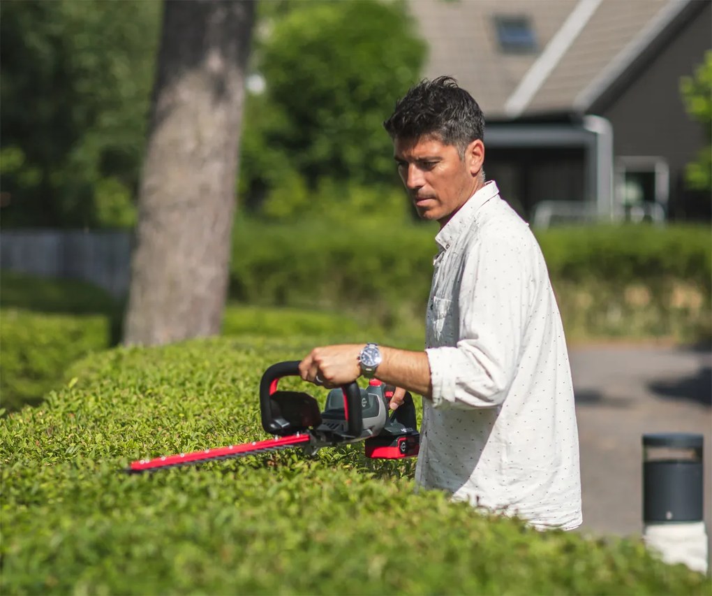 CRAMER 48HD66K2 SET akumulátorové nůžky na živý plot (včetně nabíječky a 2,0 Ah akumulátoru)