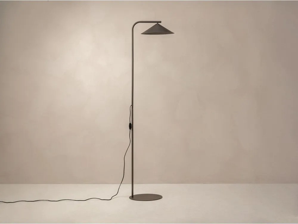 Hnědá kovová stojací lampa (výška 160 cm) Nocte – Micadoni
