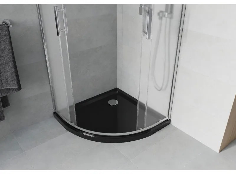 Mexen Rio, čtvrtkruhový sprchový kout s posuvnými dveřmi 80 x 80 cm, 5mm sklo námraza, chromový profil + černá sprchová vanička, 863-080-080-01-30-4170