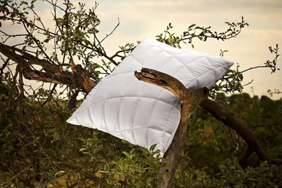 Lavinest Polštář Coolmax Origin pro rychlý odvod potu Rozměr: 70x90 cm bez zipu (1100 g)