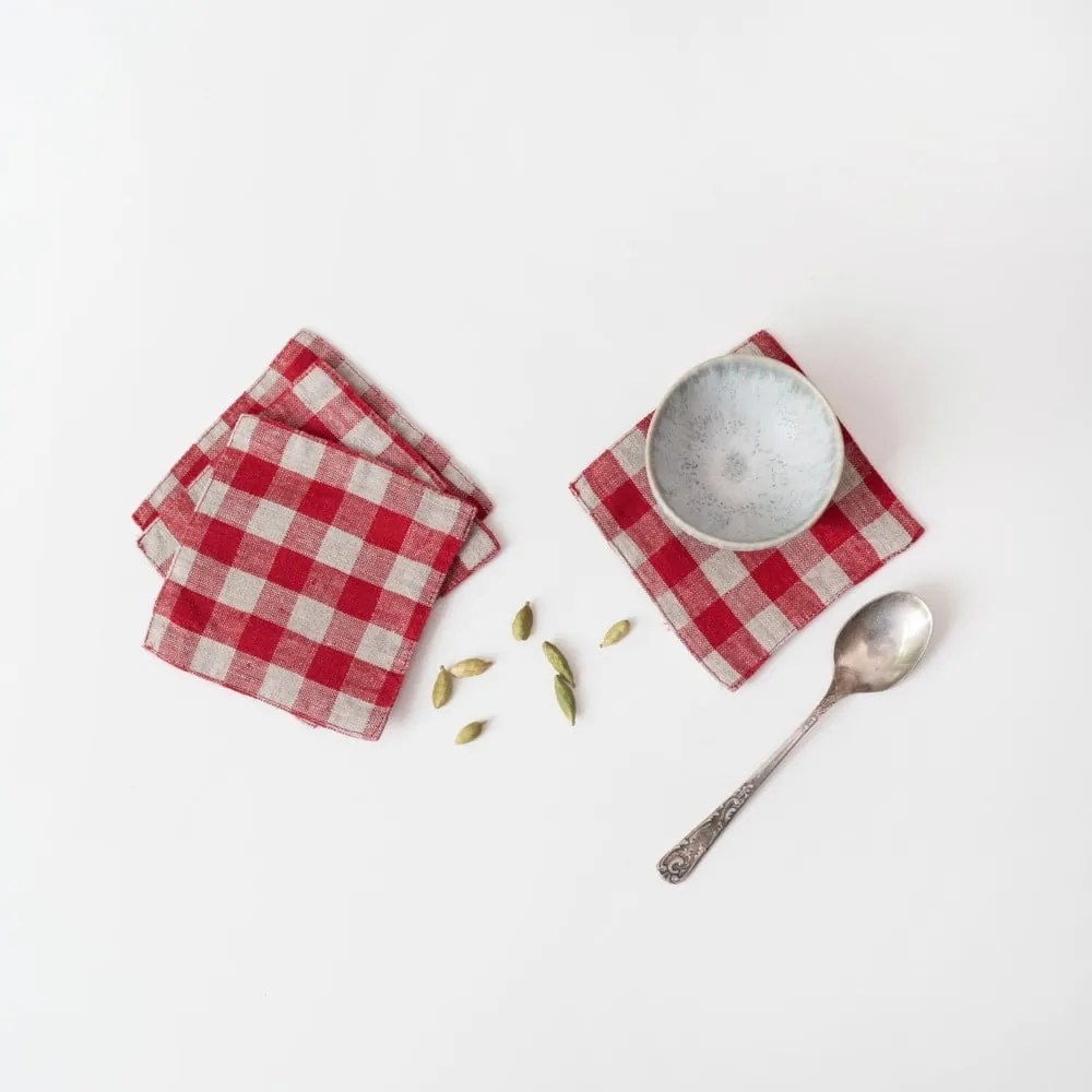 Červené látkové podtácky v sadě 4 ks Red Gingham – Linen Tales