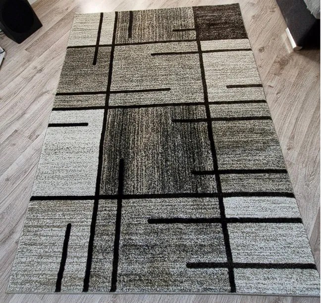 HU Moderní béžovo-hnědý koberec s kostkovaným vzorem Rio 685A-Beige-Fume Rozměr: 60x100 cm