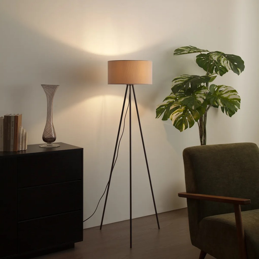 Moderní stojací lampa na trojnožce v barvě taupe se sametovým stínidlem - Luz