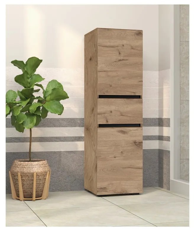 Vysoká úzká koupelnová skříňka v dekoru dubu v přírodní barvě 38x130 cm Wisla – Støraa