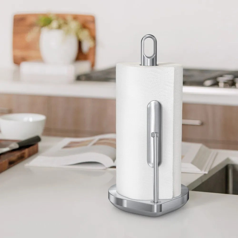 Ocelový držák na kuchyňské utěrky ve stříbrné barvě – simplehuman