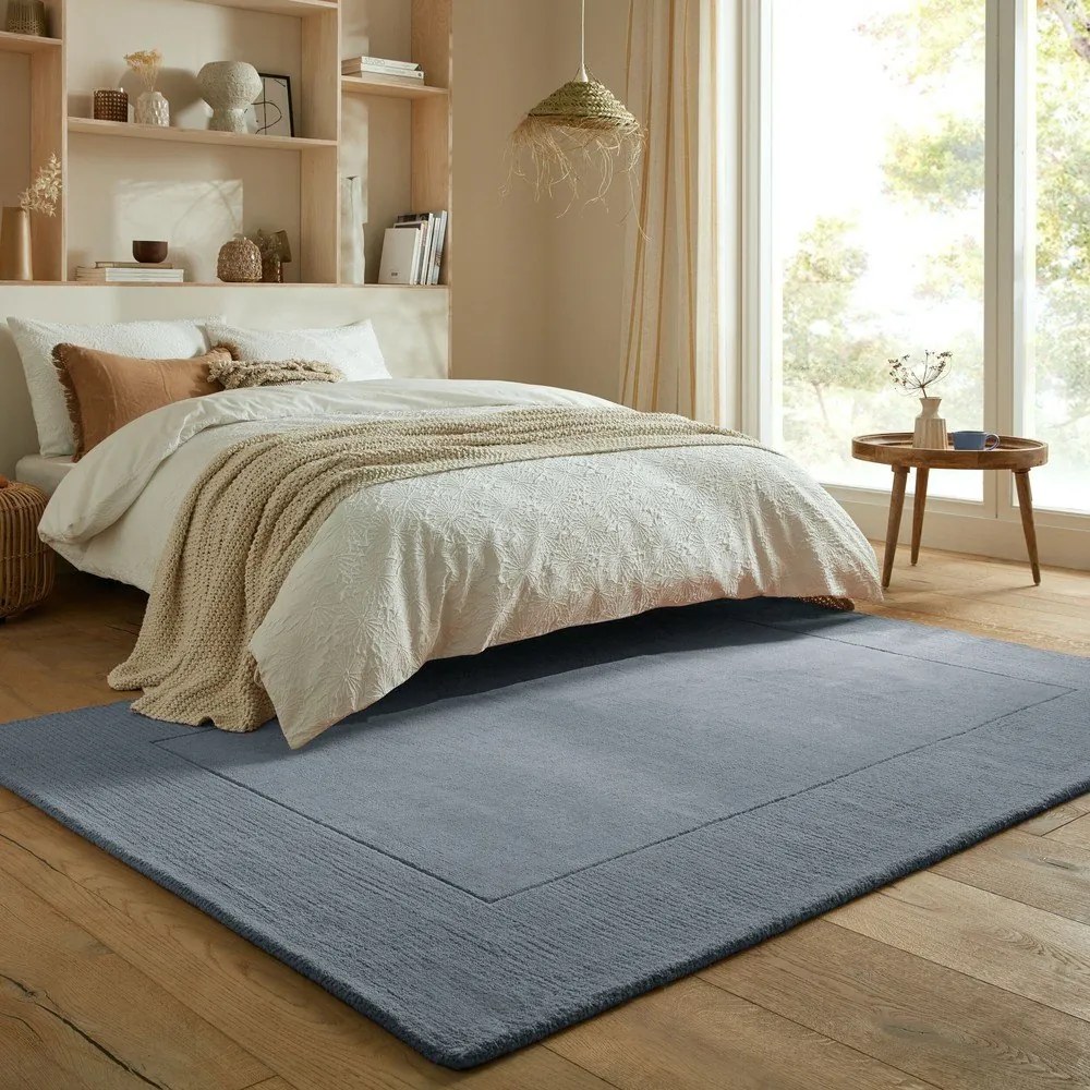 Tmavě modrý ručně tkaný vlněný koberec 200x290 cm Textured Wool Border – Flair Rugs