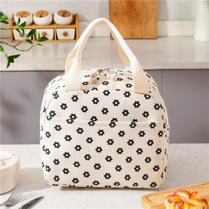 Flamenco Mystique Termotaška na jídlo LUNCH BOX s motivem sedmikrásek 26x21x18cm PJM45