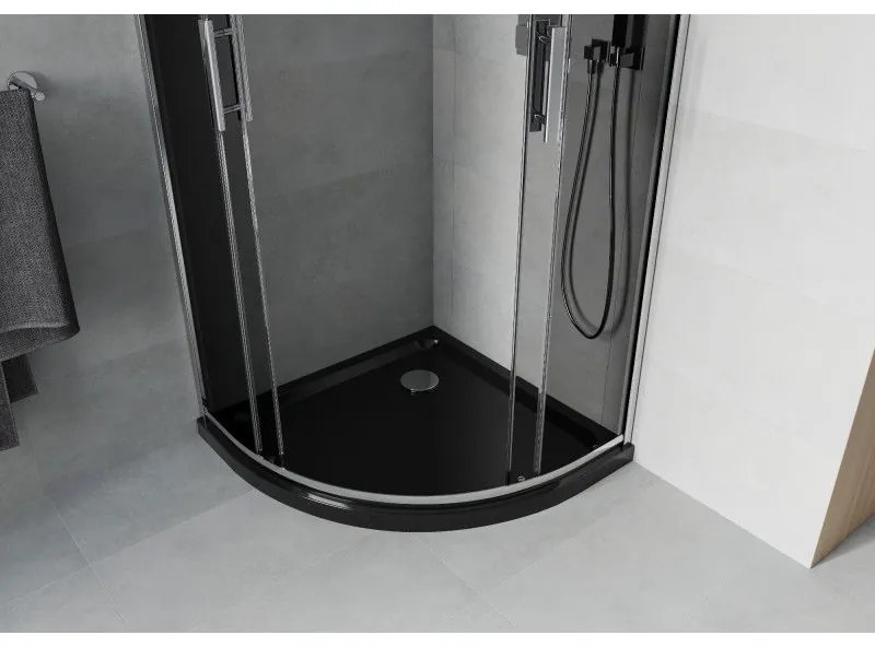 Mexen Rio, čtvrtkruhový sprchový kout s posuvnými dveřmi 90 x 90 cm, 5mm šedé sklo, chromový profil + černá sprchová vanička, 863-090-090-01-30-4170