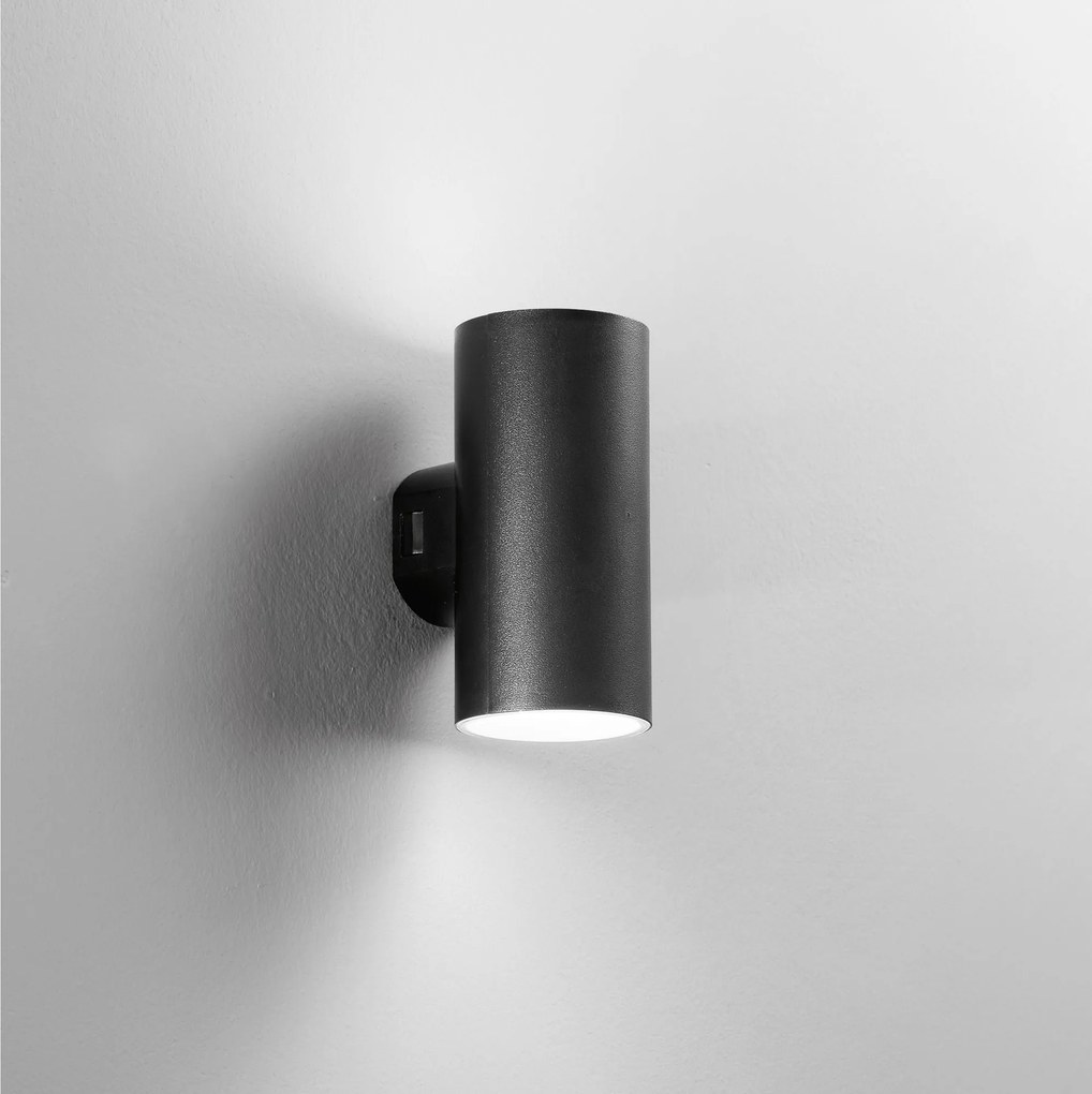 FAN LED-W-POLO-R2-NER Venkovní nástěnné svítidlo LED POLO polykarbonát černá 2x8W 1960 lm CCT IP65 16,2x7,8x9,9 cm - FANEUROPE