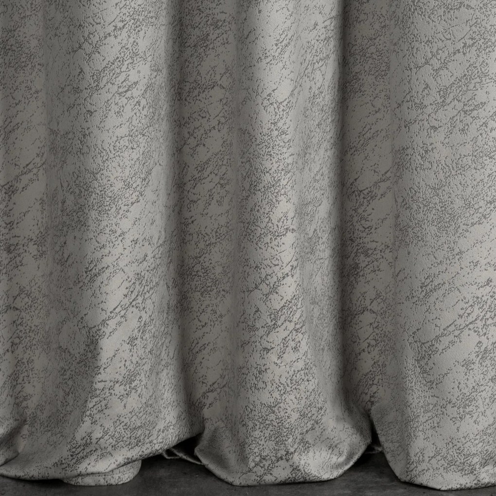 ZATEMŇOVACÍ ZÁVĚS NA PÁSCE RIVA 140X270 CM ŠEDÁ