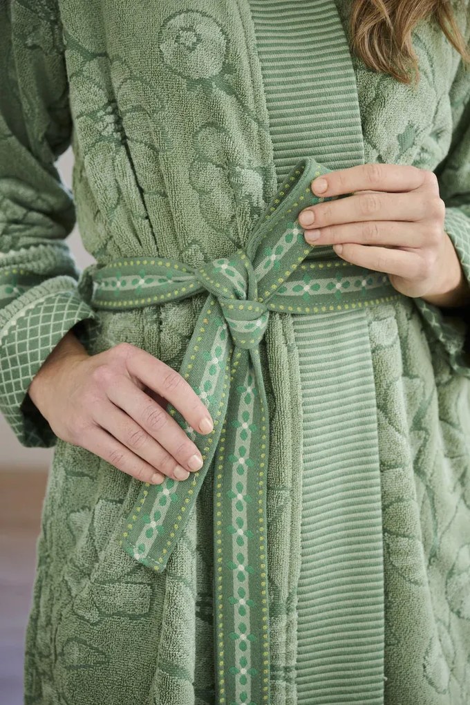 Pip Studio župan Jasmin Jacquard - zelený (Luxus a pohodlí ve stylovém županu s rafinovaným žakárovým květinovým vzorem)