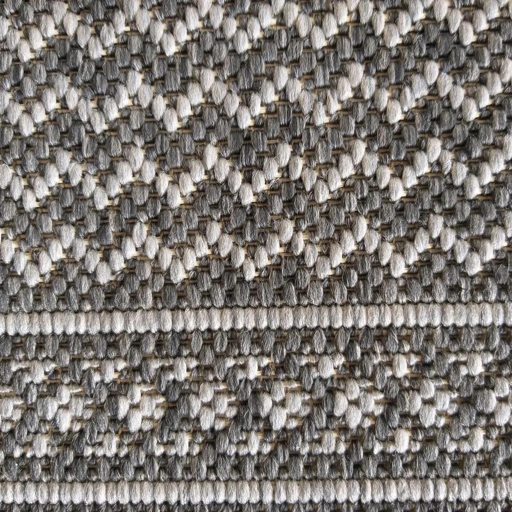 Šedý skandinávský koberec s jemným vzorováním Šířka: 80 cm | Délka: 150 cm