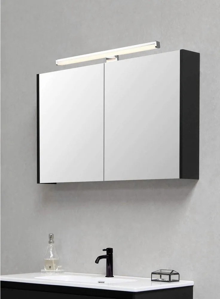 LED nástěnné svítidlo v leskle stříbrné barvě (délka 40 cm) Lino – Trio