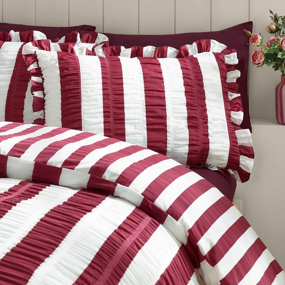 Tmavě fialové povlečení na dvoulůžko 200x200 cm Seersucker Frill Stripe – Catherine Lansfield