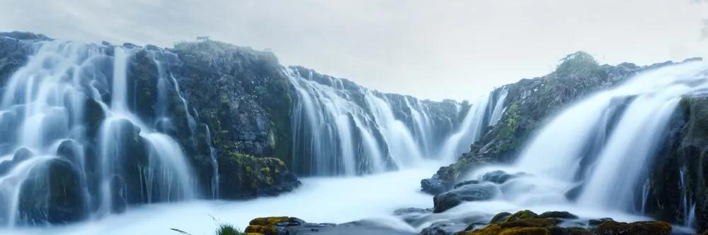 Obraz vznešené vodopády - 120x40 cm