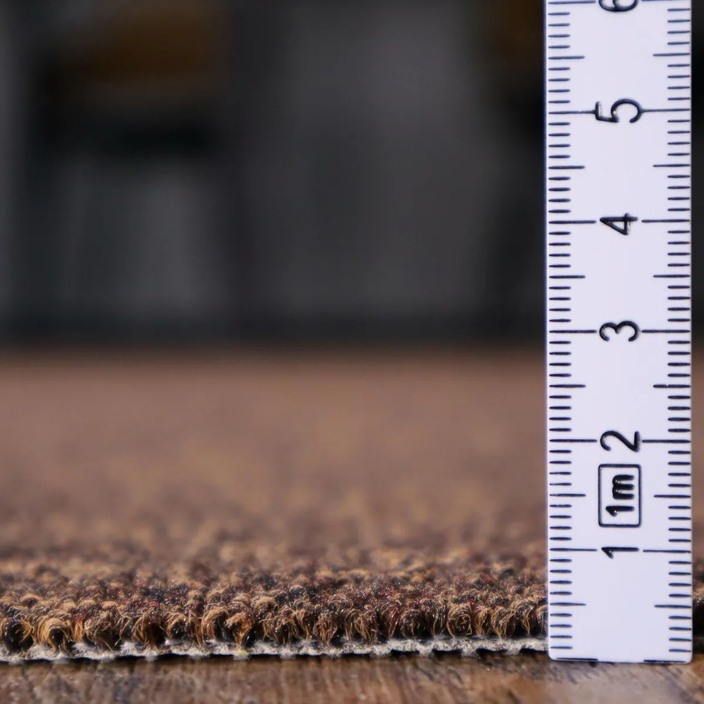 Condor Carpets, Metrážový koberec Classica 392, zátěžový, na míru, šíře 4m, hnědá, ab (mřížka), chodba / předsíň