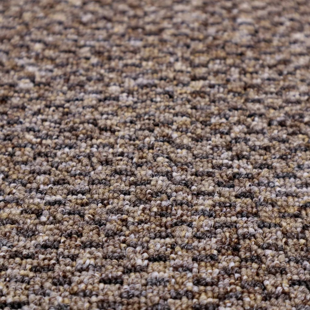Timzo, Metrážový koberec Rubin 2117 brown, na míru, šíře 4m, hnědá, ab (mřížka), chodba / předsíň