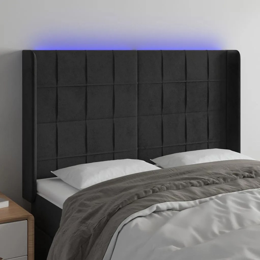Čelo postele s LED černé 147 x 16 x 118/128 cm samet 3124098
