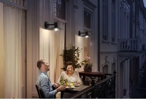 Venkovní nástěnné svítidlo Philips Skua 17382/30/PN E27 42W IP44