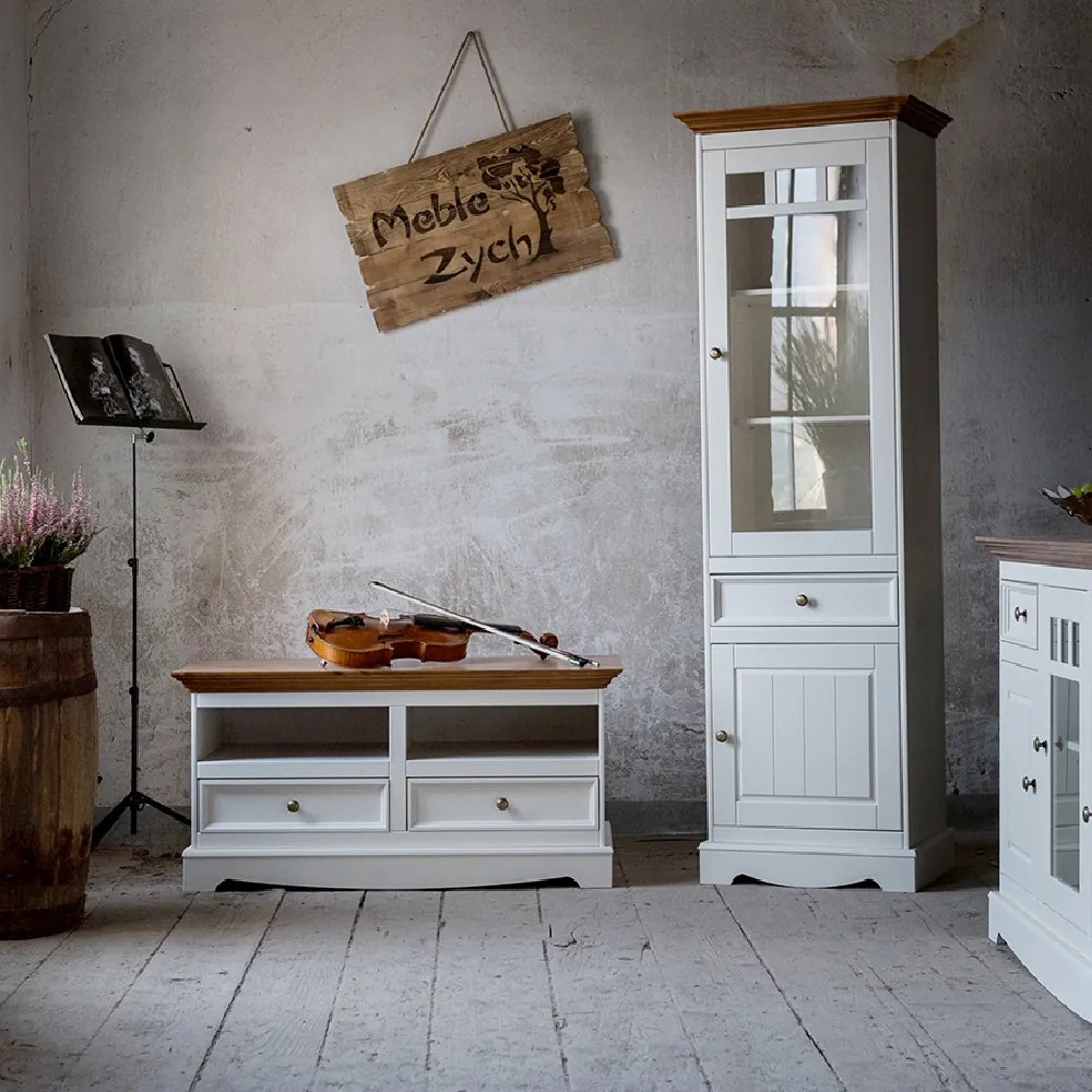 Massive home | Belluno Elegante malý bílý televizní stolek z masivu s dubovou deskou