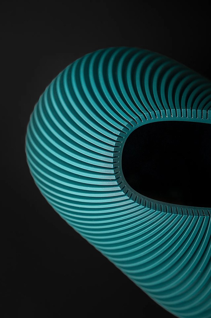VÁZA TORACE - S jedinečným designem, transformative teal