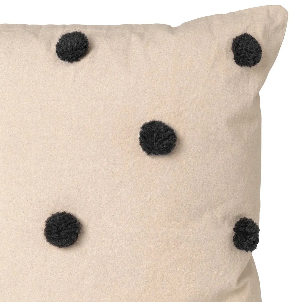 ferm LIVING Polštář s výplní Dot Tufted Sand 50 x 50 cm, krémová barva, textil