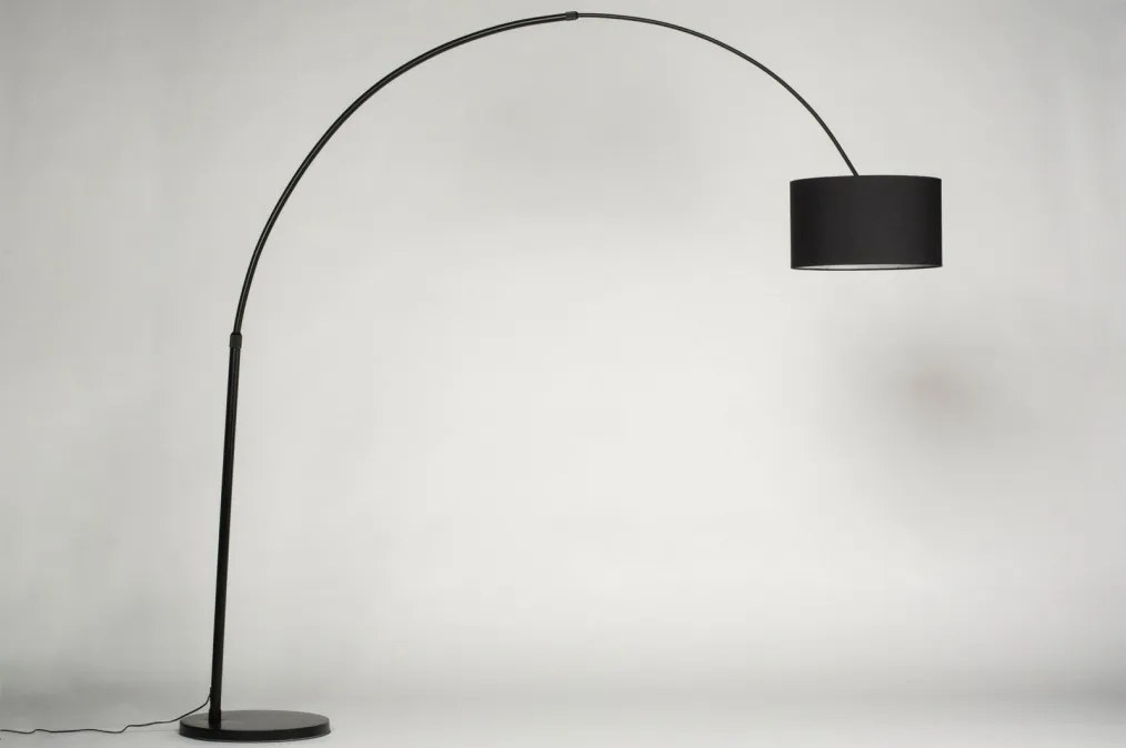 Stojací designová oblouková lampa Dallas Black and Black
