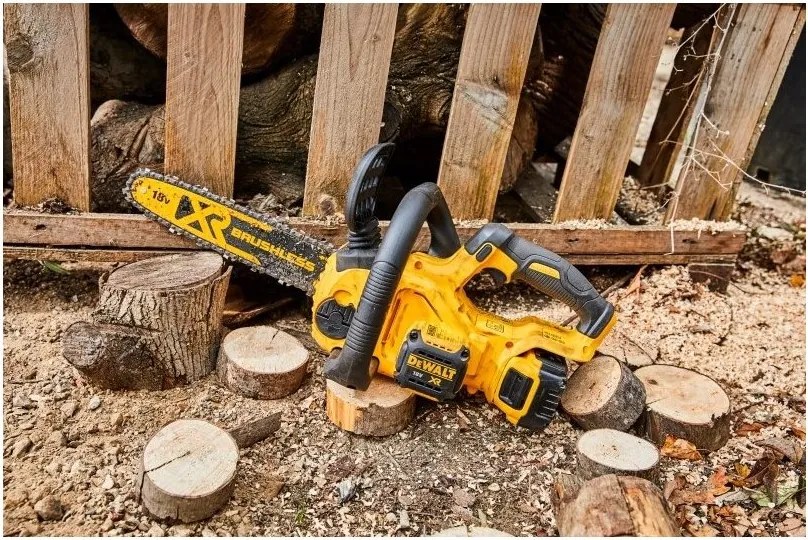 DeWALT DCM565N
