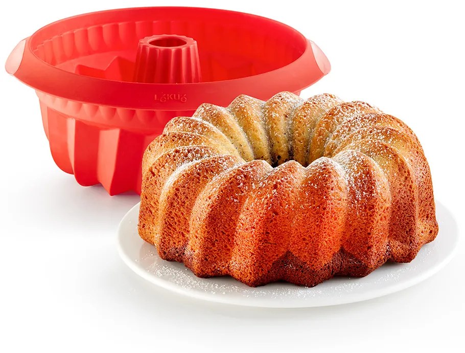 Silikonová pečicí forma na bábovku 22 cm Lekue Deep Savarin | červená