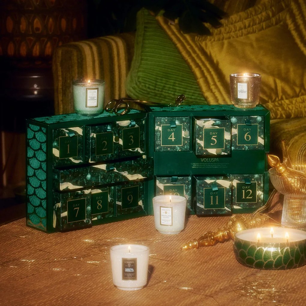 Voluspa 12denní adventní kalendář Holiday se zlatými nůžkami, 12×72 g