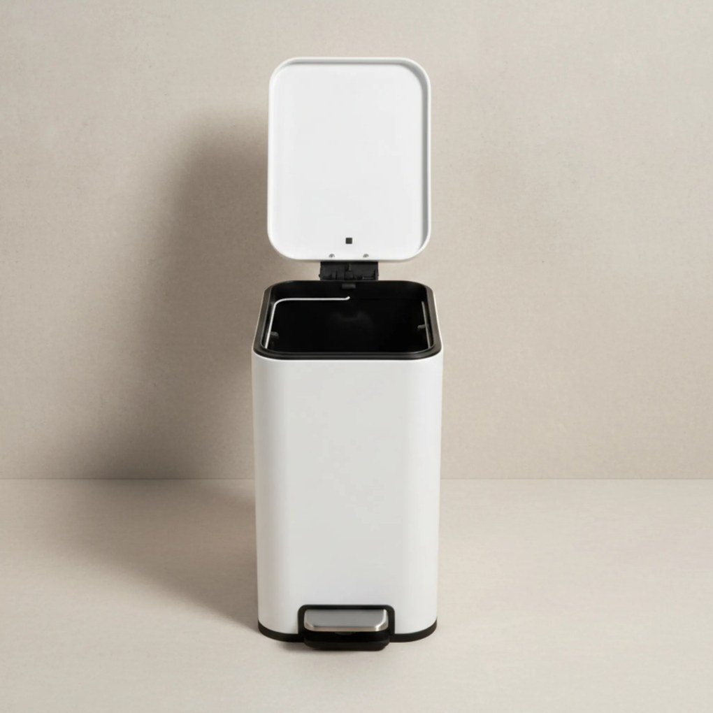 Úzký koupelnový koš BALVO, 5 l – bílý