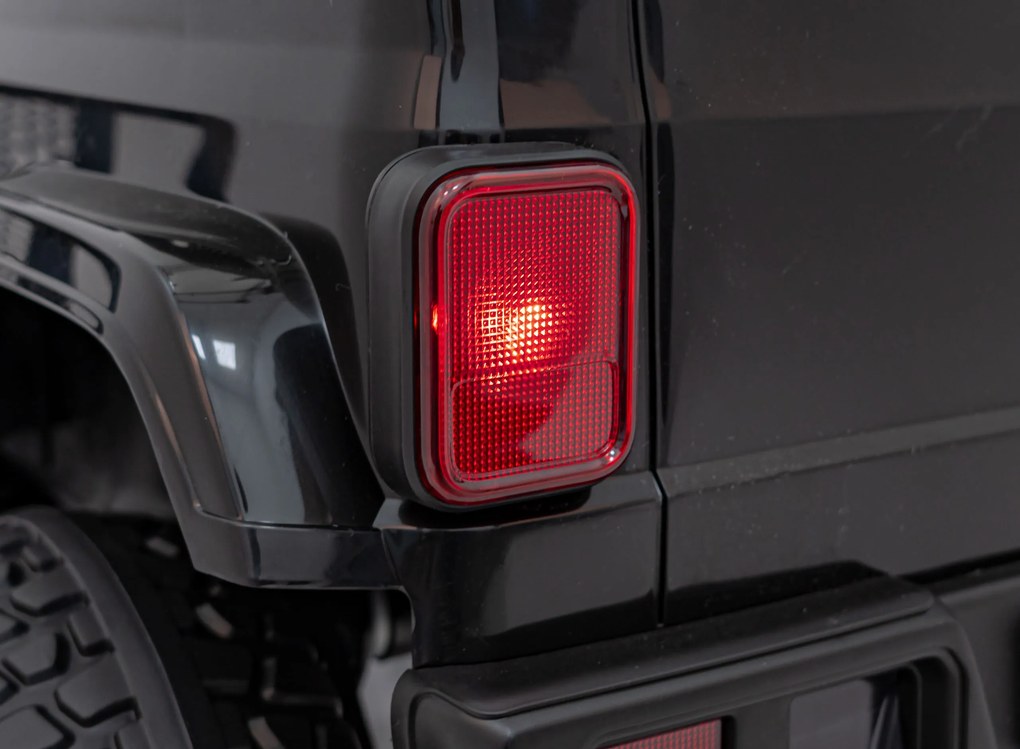 Ramiz Terénní auto OFF-ROAD 3.0 pro děti černé + dálkové ovládání + pomalý start + pásy + LED a zvuky