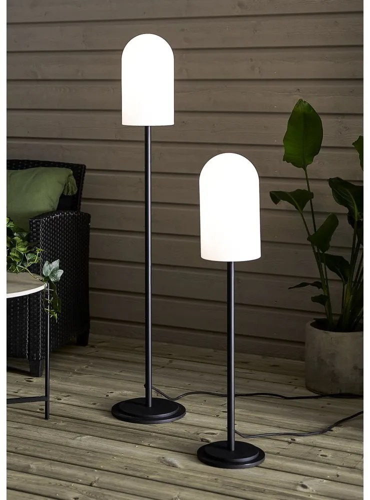 Černo-bílá stojací lampa (výška 128 cm) Afternoon – Markslöjd