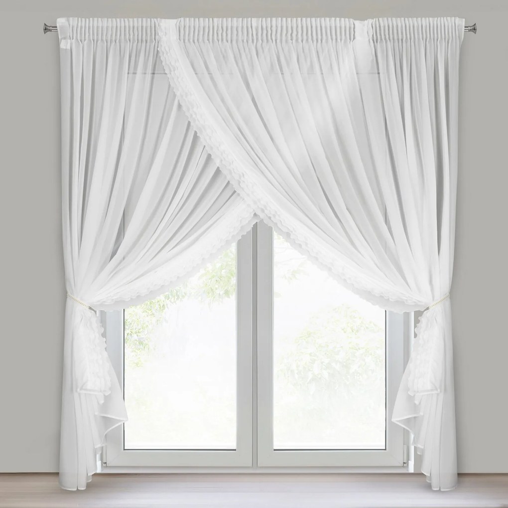 ZÁCLONA NA PÁSCE LUISA 400X250 CM BÍLÁ