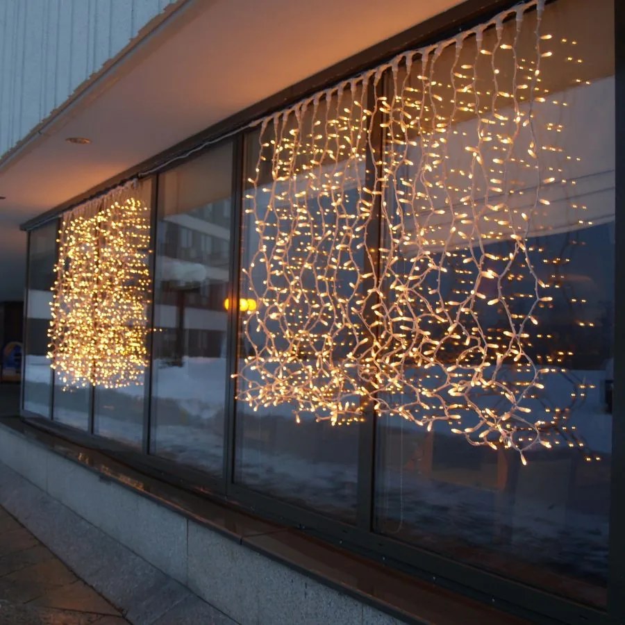 Easy Fix LED světelný závěs venkovní, 100 × 150 cm, teple bílá, 150 diod, bílý kabel, IP67, prodlužovací