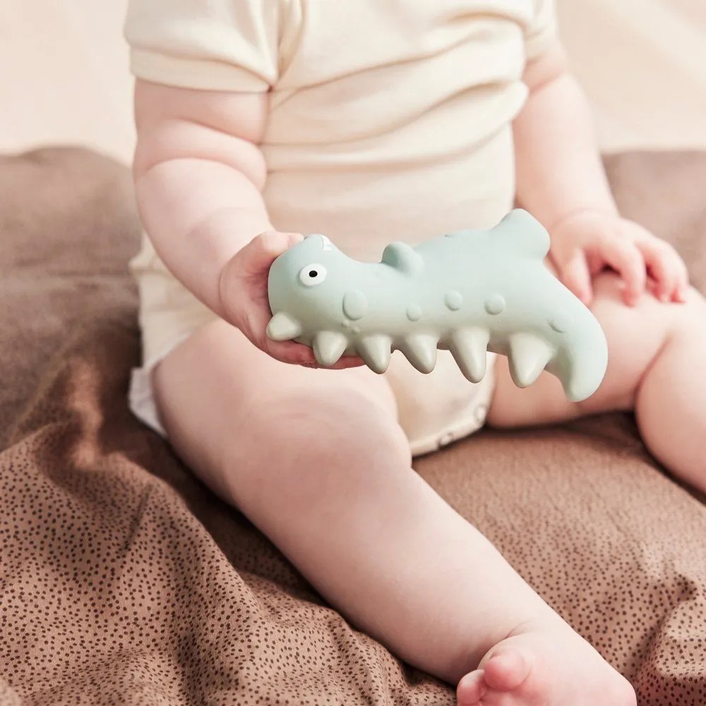 Kousátko Theo DIno – OYOY Mini