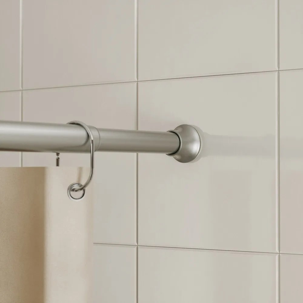 Tyč na sprchový závěs v matně stříbrné barvě 106 - 182 cm Chroma – Umbra