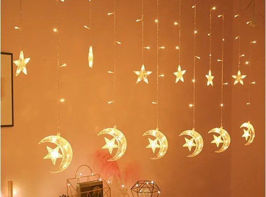 Vnitřní LED vánoční závěs - Hvězdička v náručí měsíce, 3m, 138 LED Barva: Teplá bílá