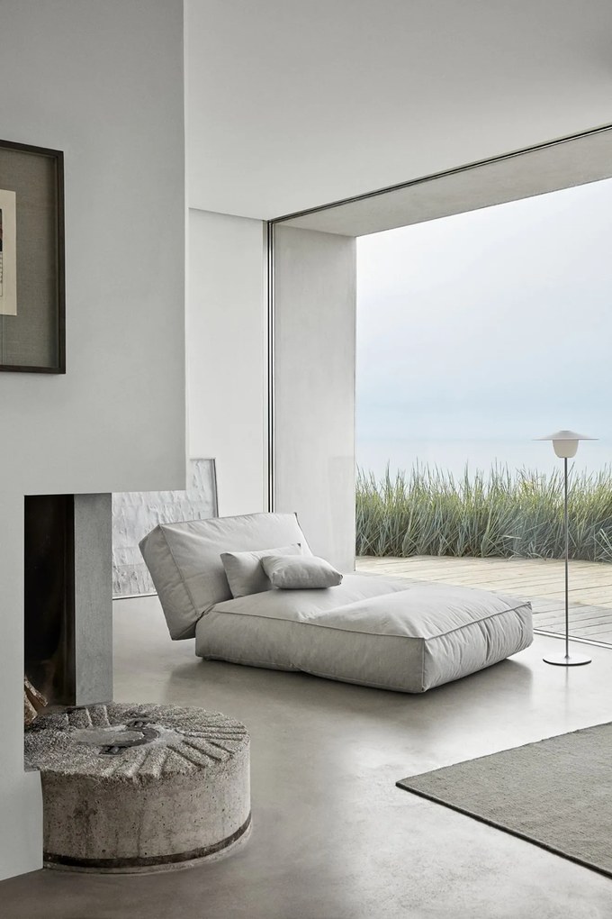 Venkovní polštář Blomus STAY 70x30cm šedočerný